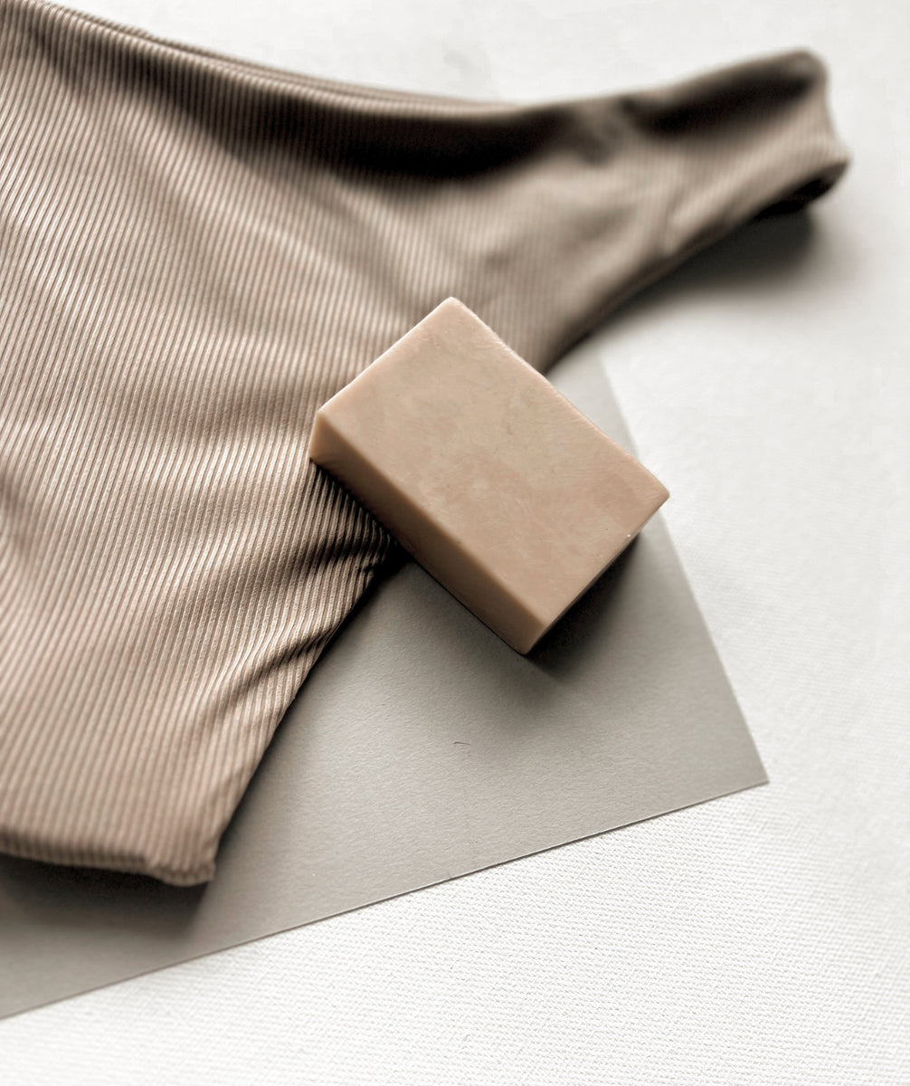 Tan Lines – Glo Bar Sunless